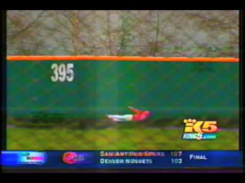 Amazing Baseball Catch by Collin Bennett on KING 5 News - YouTube