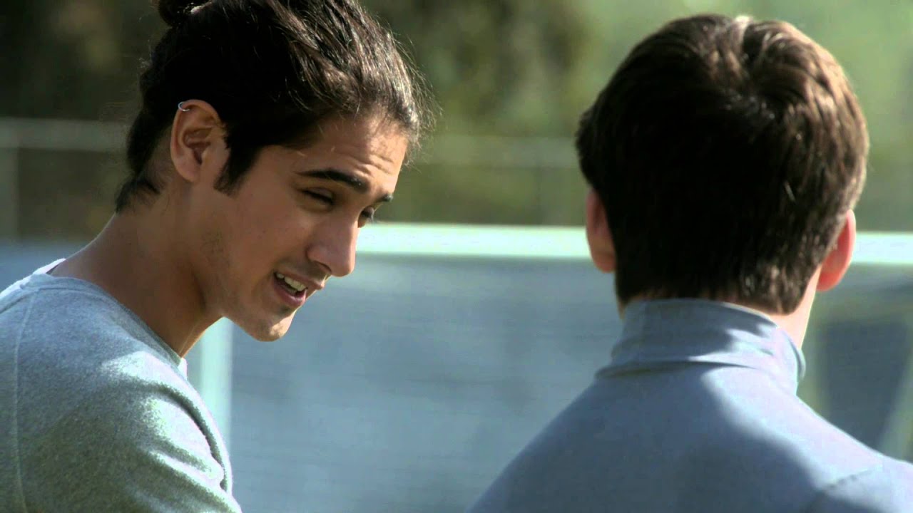 ABC Family's "Twisted" Episode Clip "Sleeping with the Frenemy" - YouTube