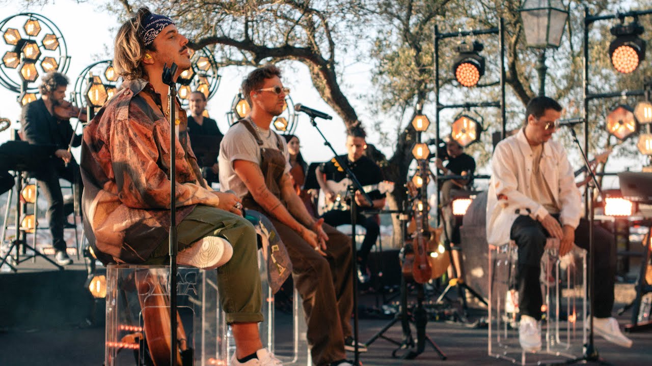 D.A.M.A 10 Anos - Às Vezes - Ao vivo no Castelo de S. Jorge - YouTube