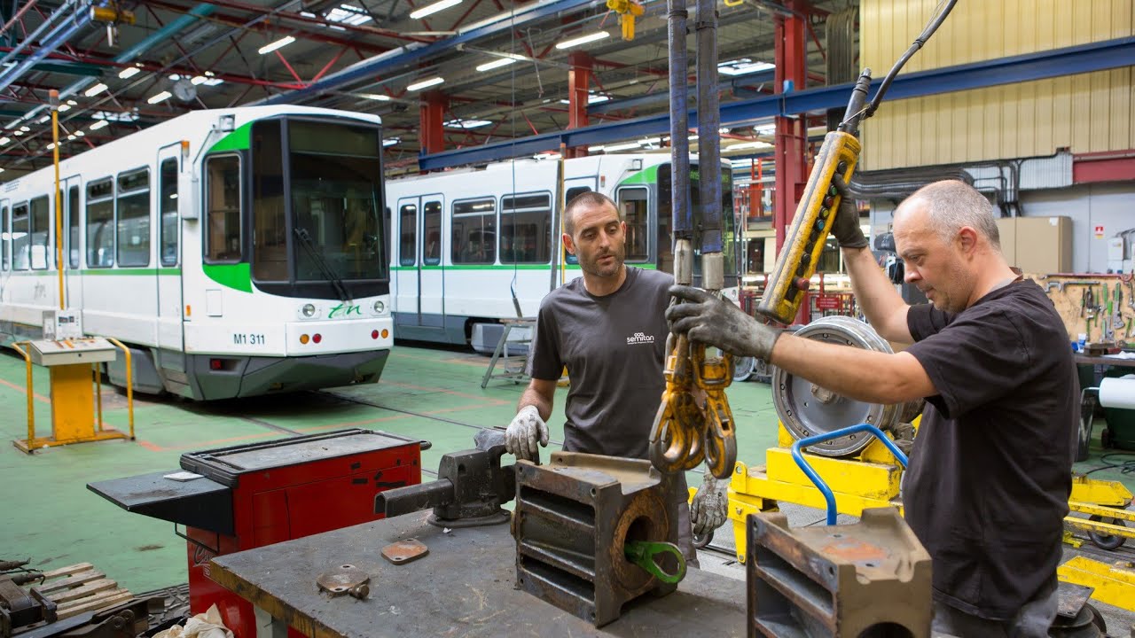 Nos métiers • Travailler à la maintenance à la Semitan - YouTube