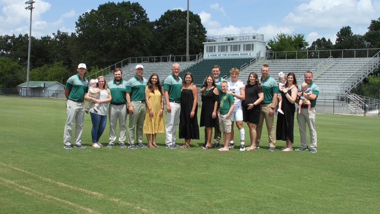 Coach Tyler Vann Show, Sylvania High School football - YouTube
