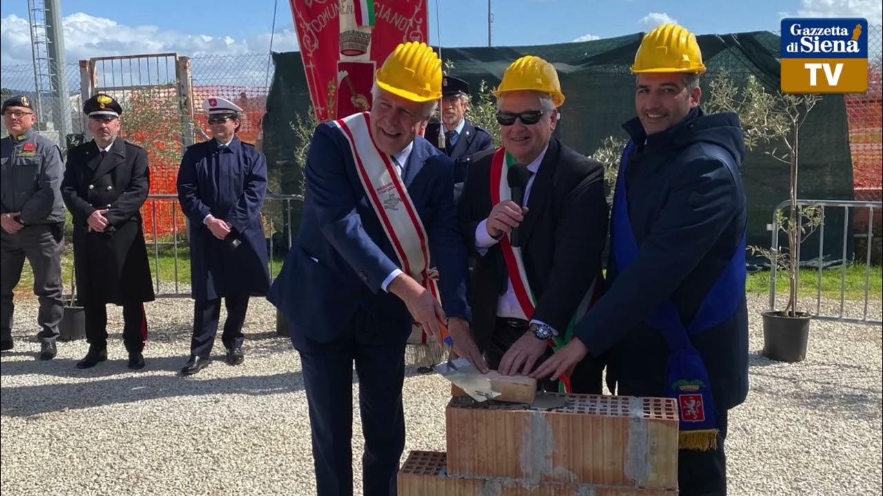 Eugenio Giani e Fabrizio Nucci alla posa della prima pietra del nuovo polo per l'infanzia di ...