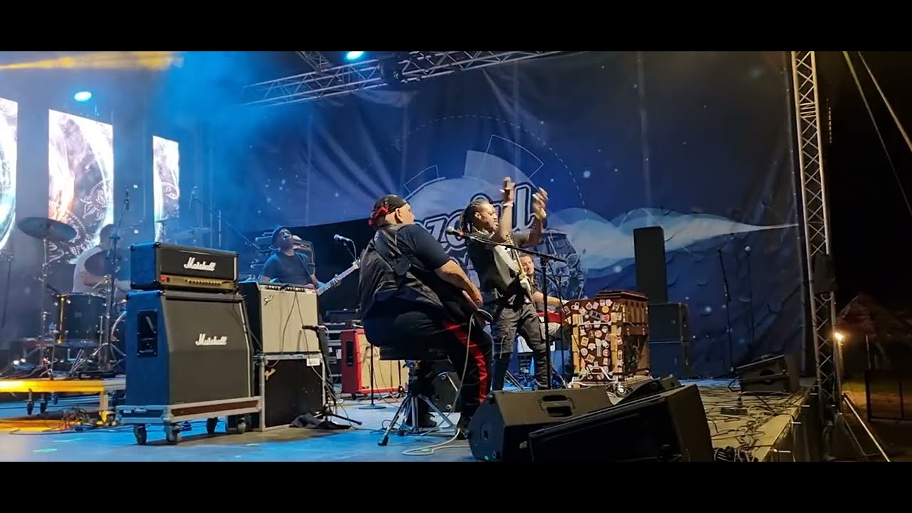 Eric Gales & Popa Chubby on stage Open Air Blues Festival Brezoi 4th ...
