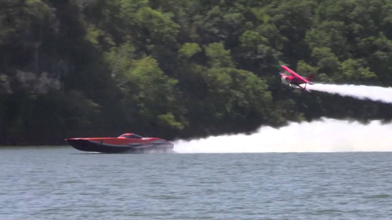 Stunt Plane vs Super Boat - YouTube