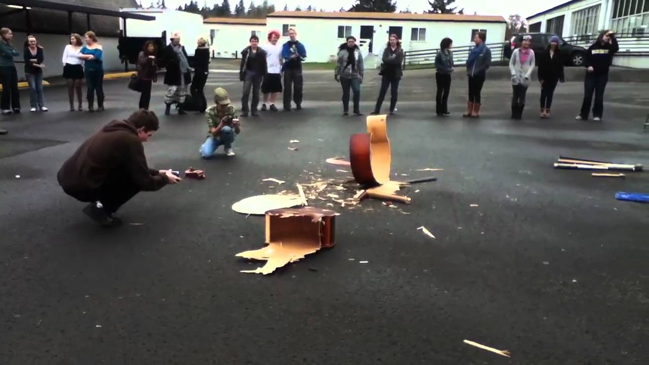 Exploding violin?! - YouTube