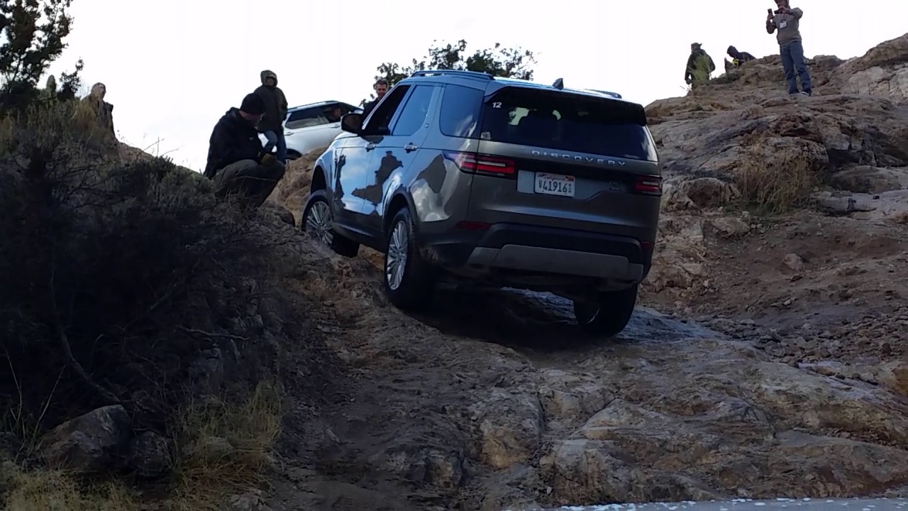 Land Rover Discovery off road - YouTube