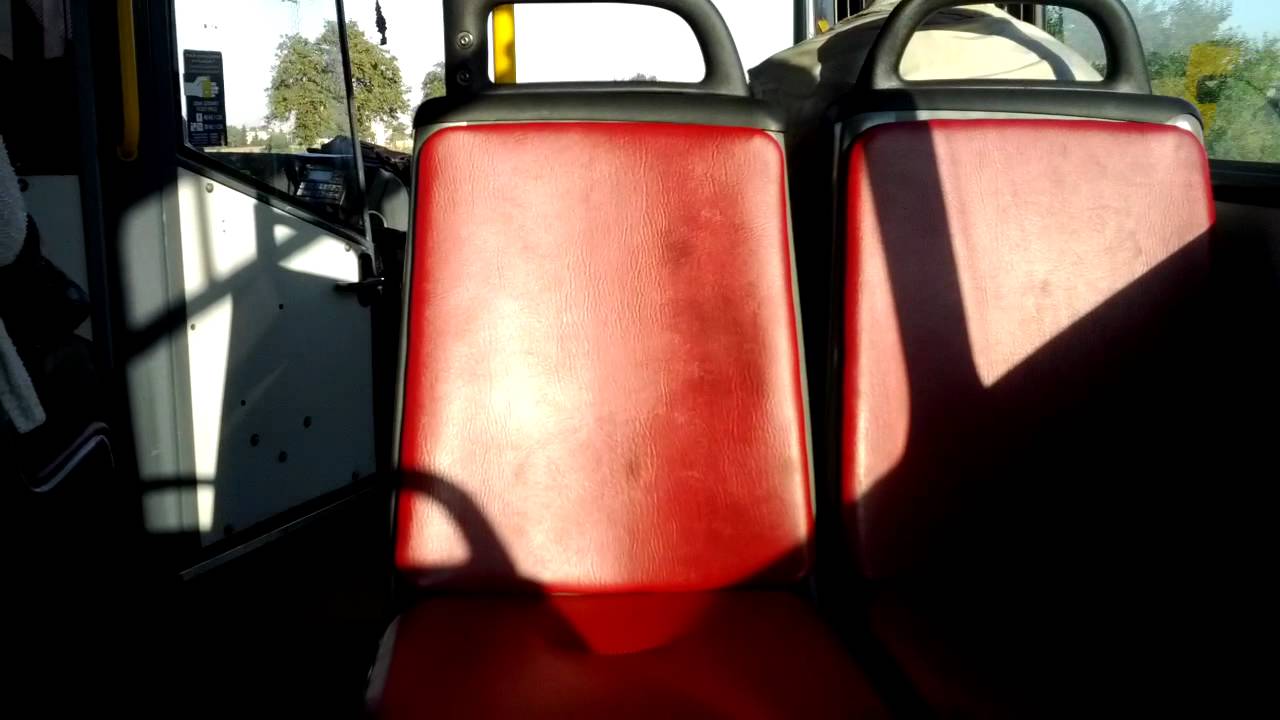 Karosa B 931 ev.č. 7389 DP hlavního města Prahy - YouTube