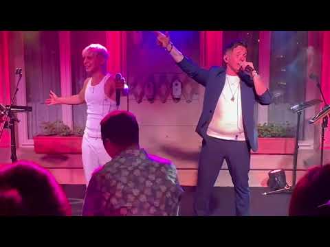 Russian Song live performance in Mari Vanna Restaurant * Baku Azerbaijan 🇦🇿