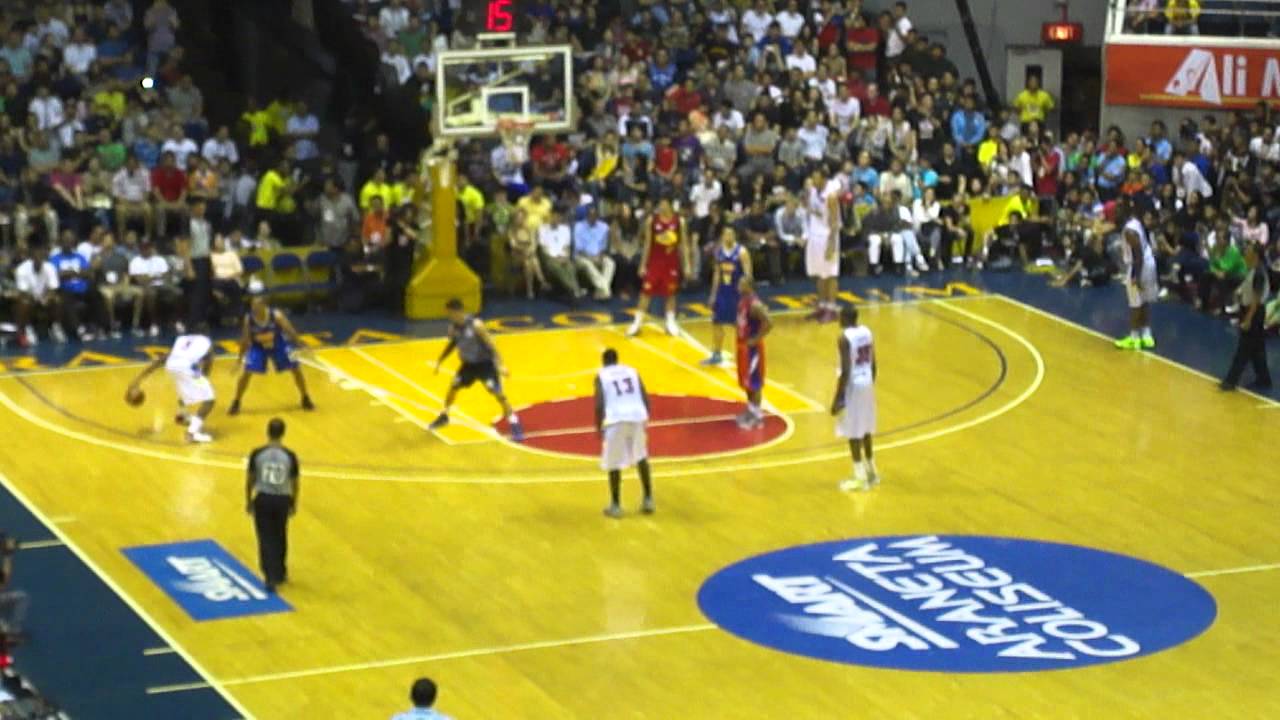 NBA vs PBA All-Stars: Chris Paul goes between the legs - YouTube