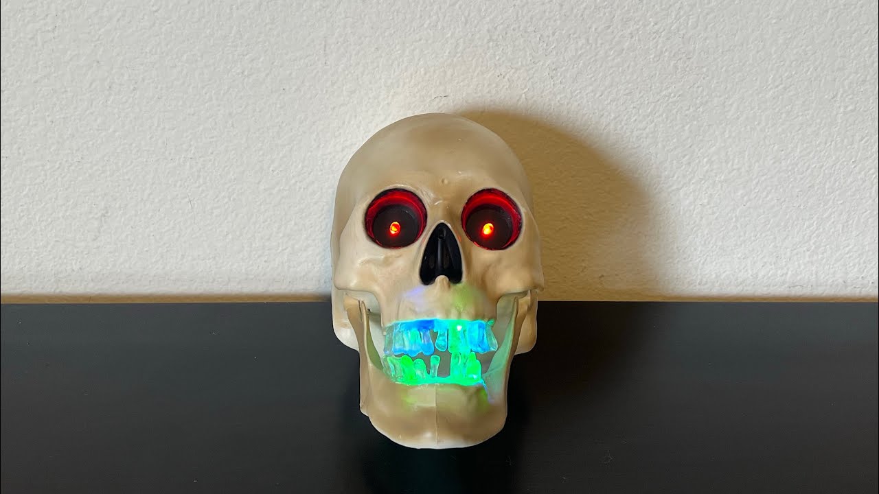 Gemmy Halloween 2012 Strobing Skull (Color) - YouTube