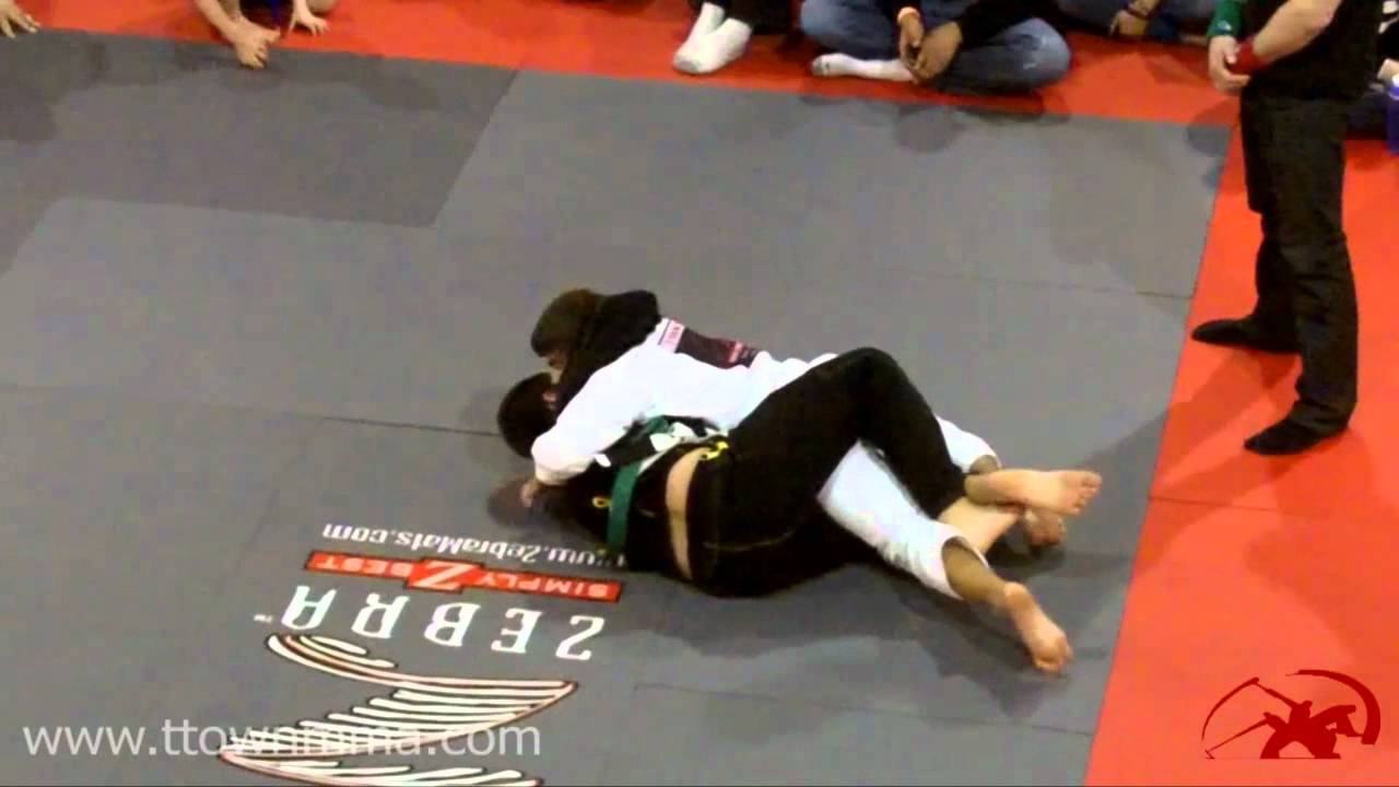 Brazilian Jiu Jitsu Match T-Town MMA - Leighton 3.17.12.mp4 - YouTube