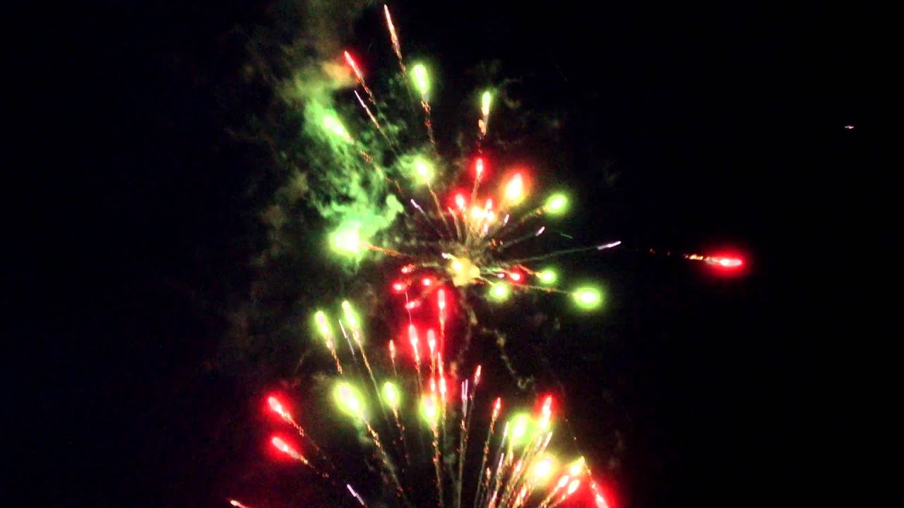 Sparky's Fireworks Outlet - Killer Alligator - YouTube