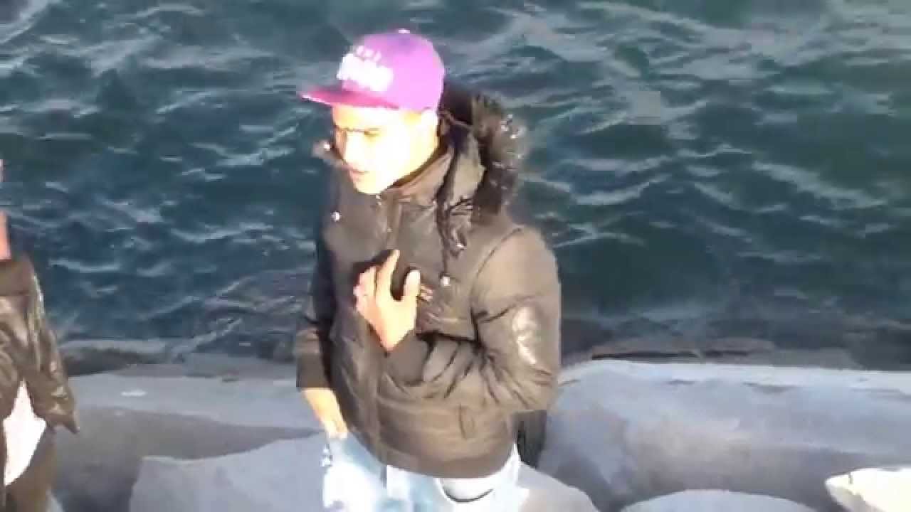 Layder Boy ft LarTisTou Azmi * ماني صاحبك * - YouTube