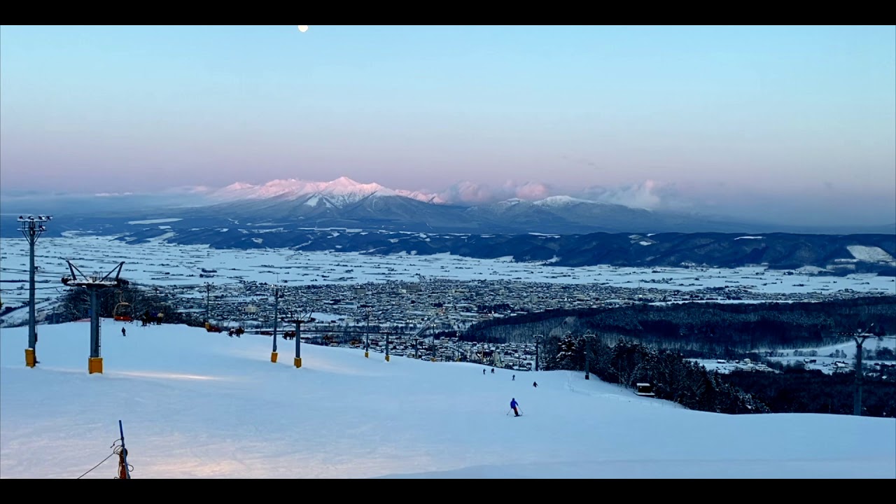 Furano Day 1 late evening ski - YouTube
