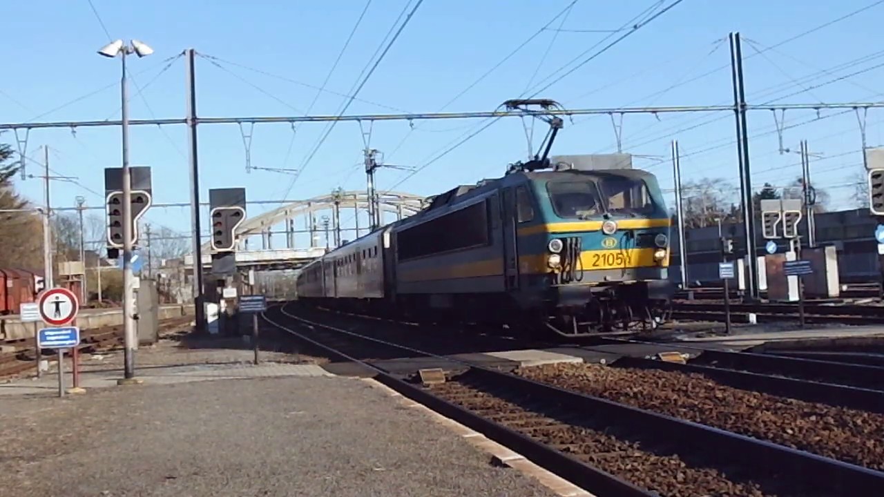 HLE 21 + M4 NMBS SNCB - YouTube