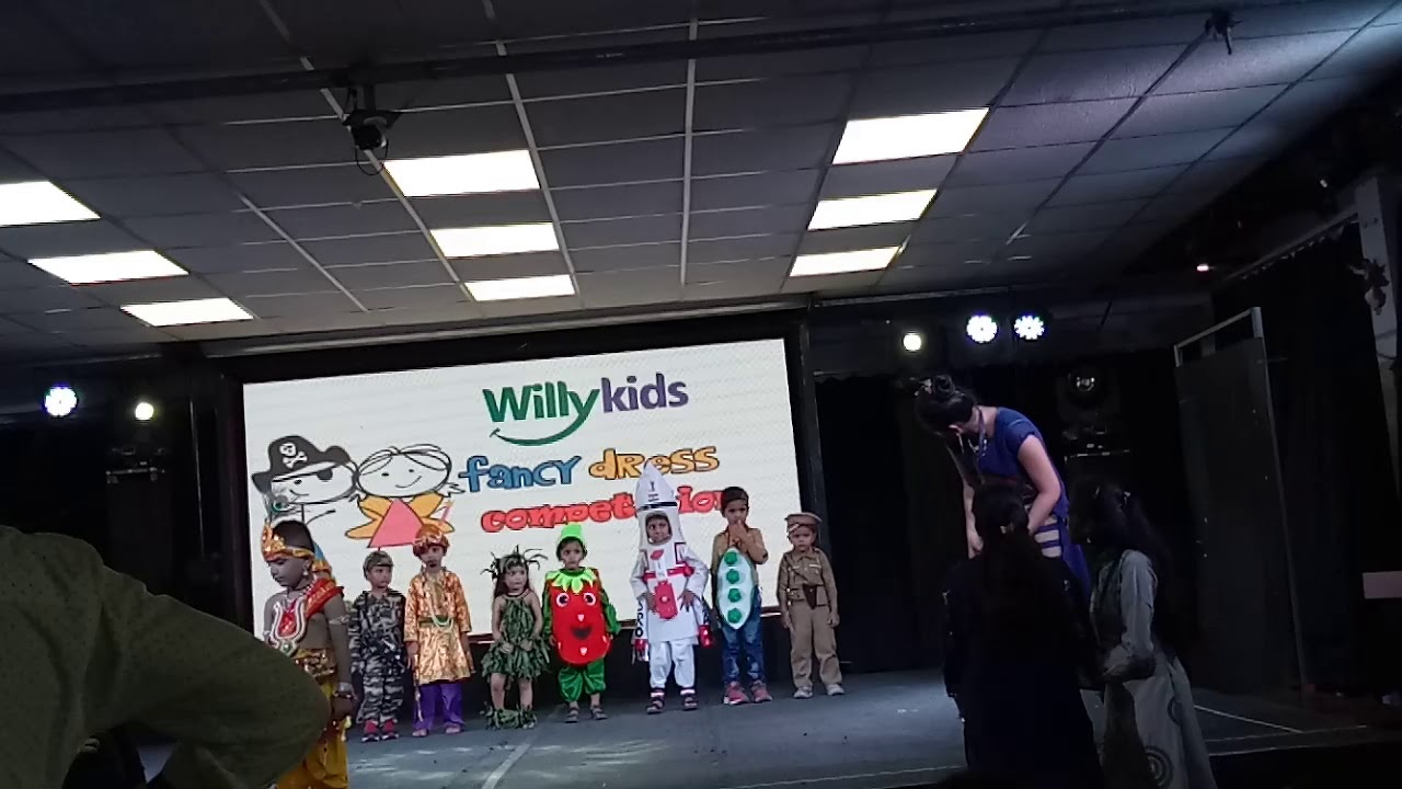 Fancy Dress at willy kids School 2019 - YouTube