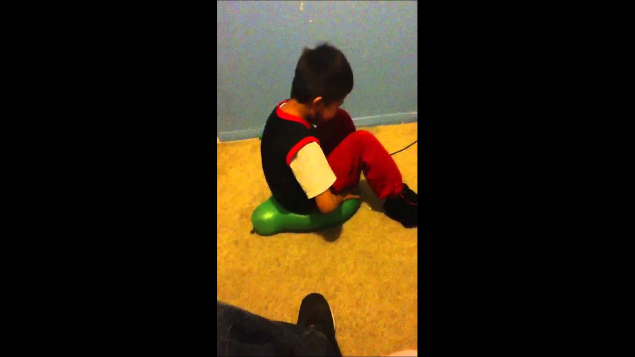 Fat kid sits on balloon - YouTube