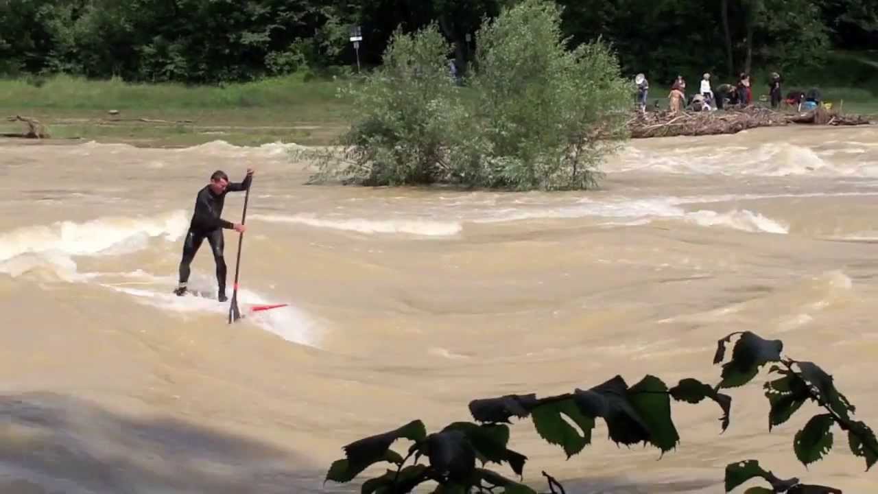 SUP River Surfing Isar Munich - YouTube
