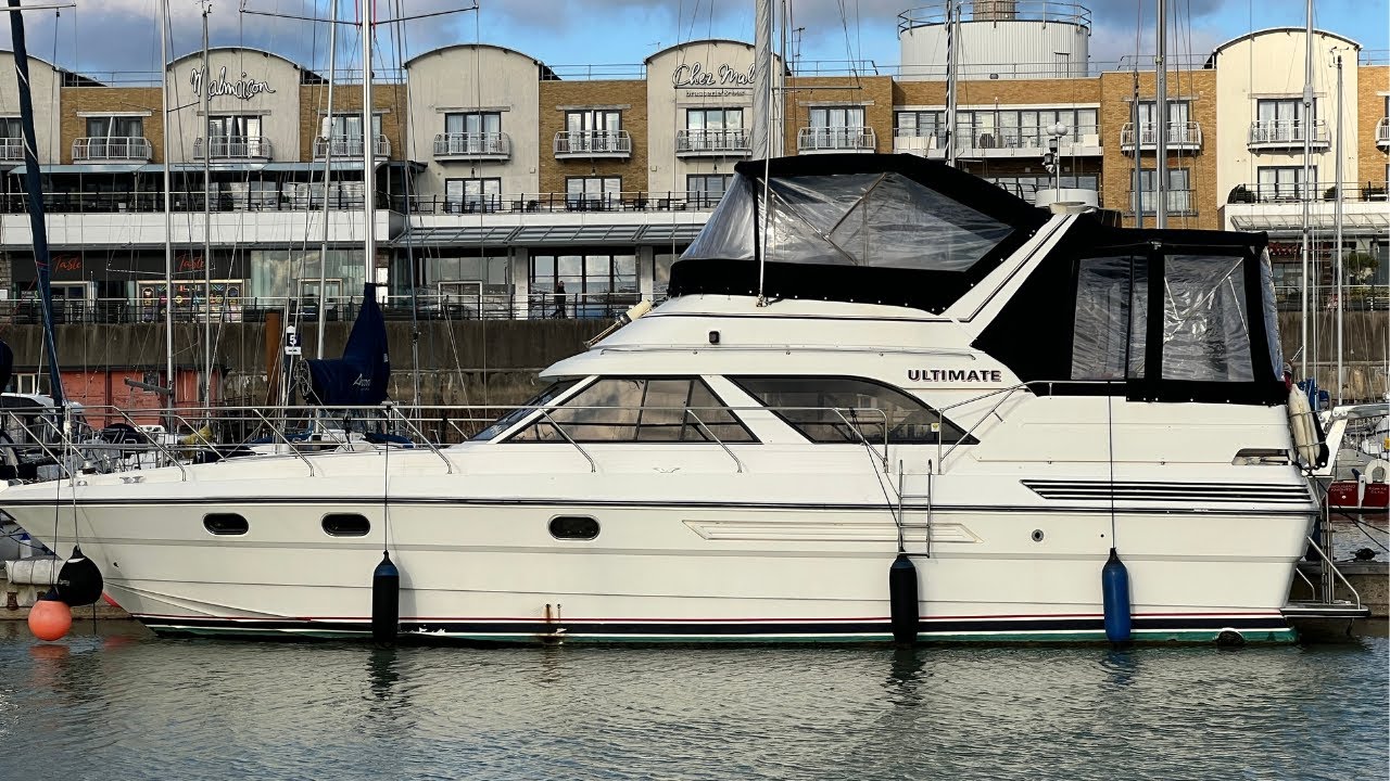 £60,000 Princess 435 Interior Tour - YouTube