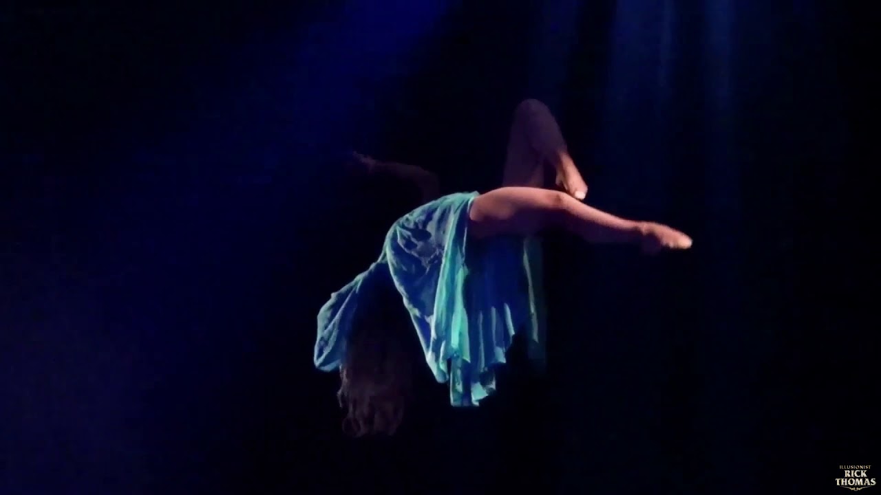 Rick Thomas levitation - YouTube