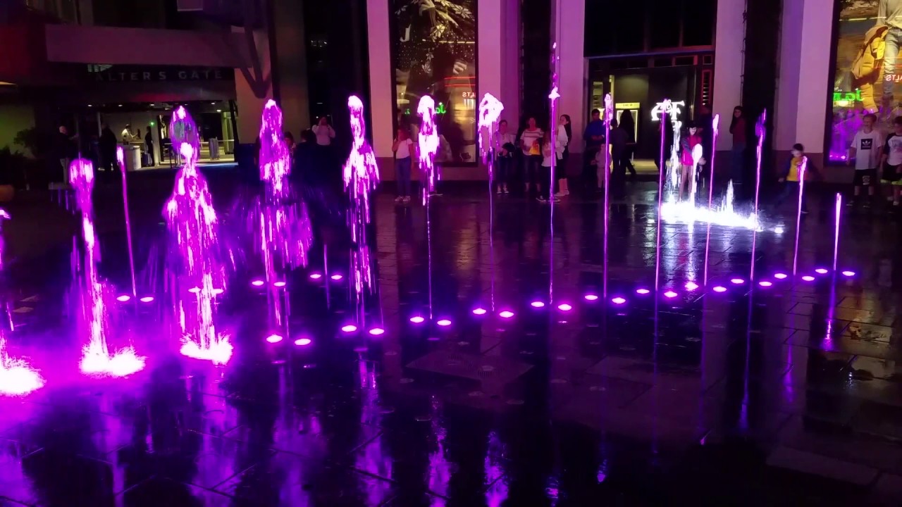 Universal Studios Hollywood Citywalk Colorful Water Fountains Full HD universal-studios-hollywood-citywalk-colorful-water-fountains-full-hd