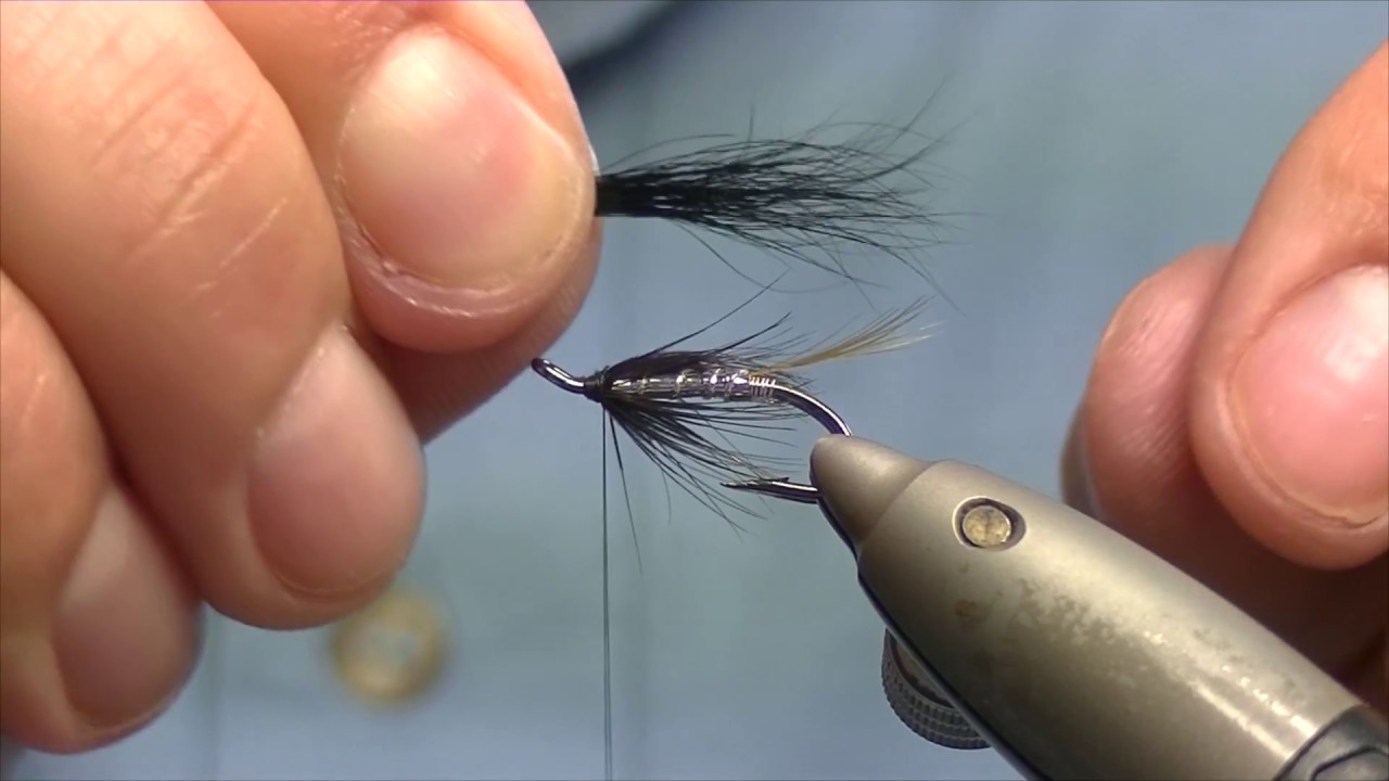 Fly Tying; The Silver Stoat - YouTube