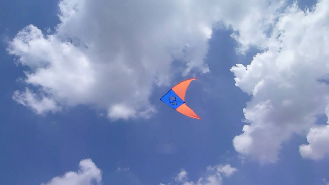 Tailspin's Low Wind Glider Kite (Version 3) - YouTube