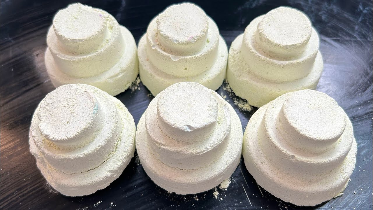 Sandy cakes 💛 powdery 💛 satisfying 💛 ASMR 💛 stress relief 💛 please ...