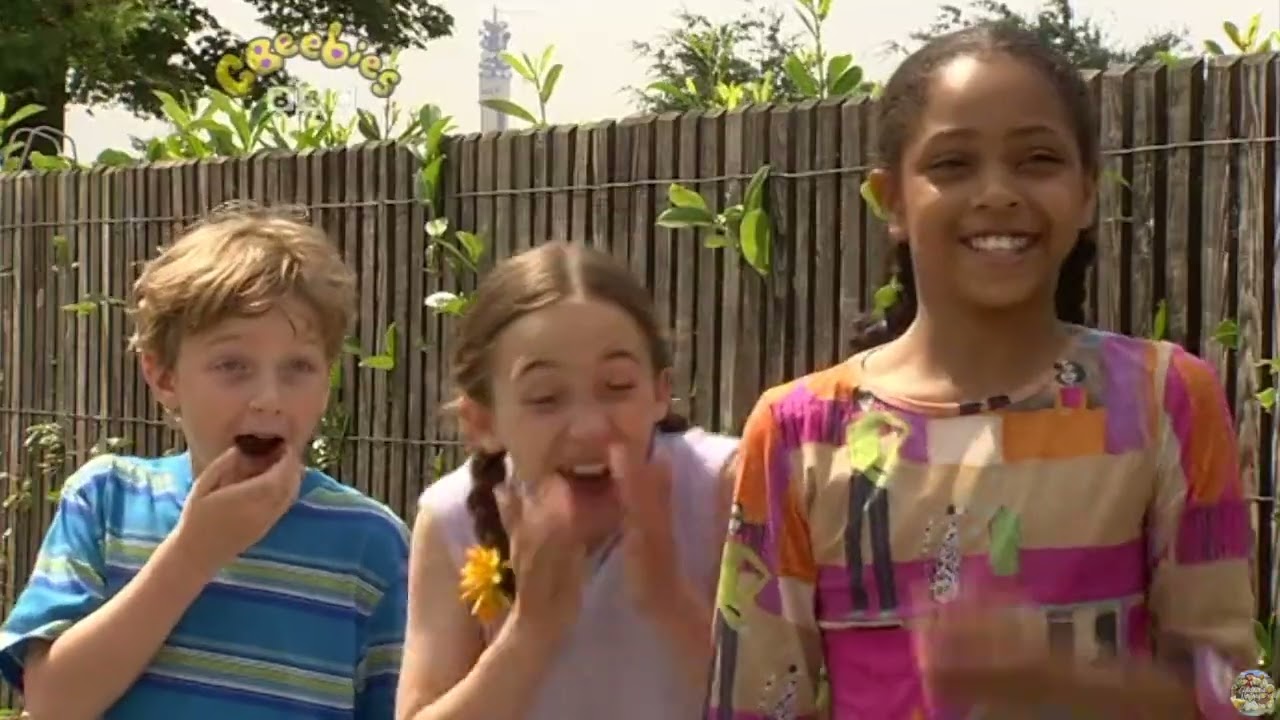 Cbeebies Brum Series 3 Brum And The Runaway Train