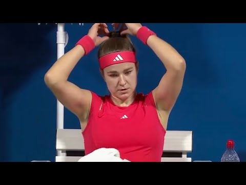 Karolina Muchova hits amazing Volley comes back vs McCartney Kessler ...