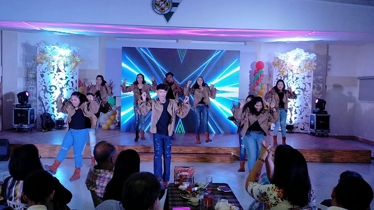 Cowboy Dance.. Dance Competition - YouTube
