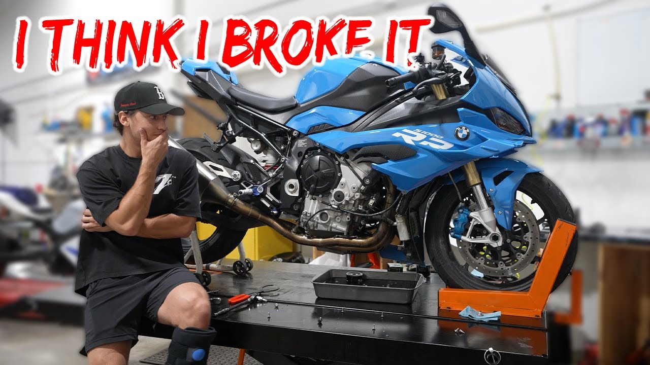 How Hard is an Oil Change on a BMW S1000RR? - YouTube