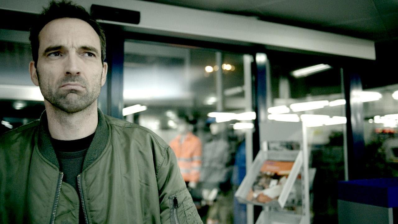 Joe Rabl in "Leica Rugby" International Commercialspot 2013 - YouTube