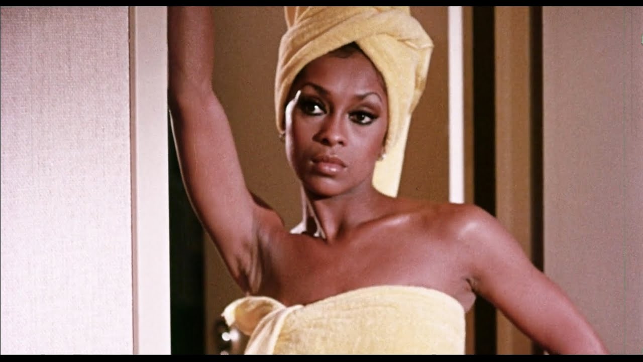 LADY COCOA (1975) Clip - Lola Falana & Gene Washington - YouTube