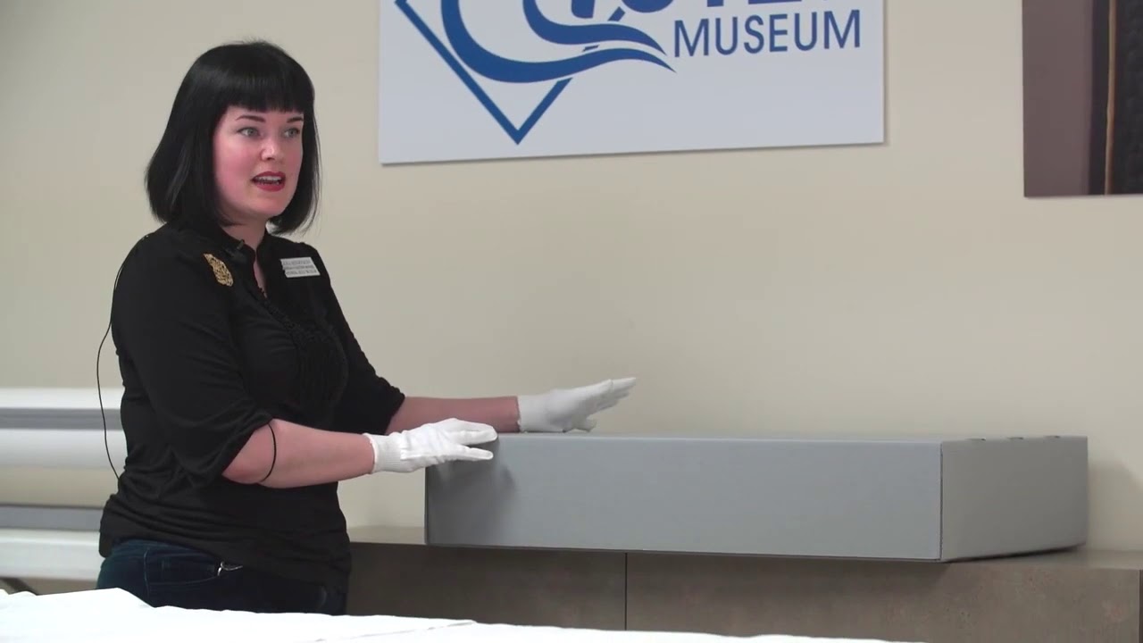 How to Store A Quilt - YouTube