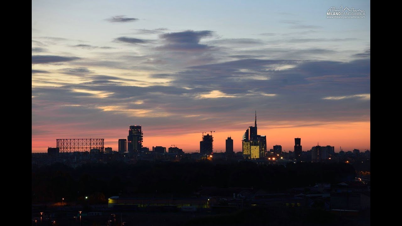 Calorose e accoglienti Feste dalla Zona 8! - YouTube