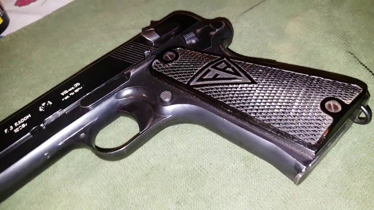 1938 FB Radom Vis 35 - YouTube