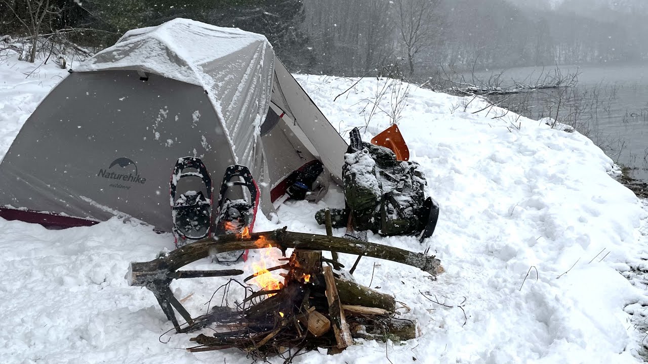 Snowstorm Blizzard Overnight in Tent on the Lake - Winter Bushcraft ...
