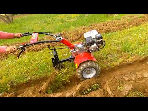 Honda antrac GX 200 6.5 hp benzinli çapa motoru ile pulluk çekme-pulluklu çapa motoruyla tarla sürme