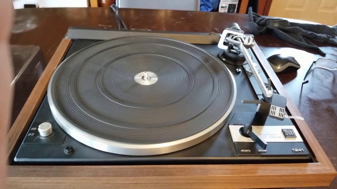 Dual 1241 demo - YouTube