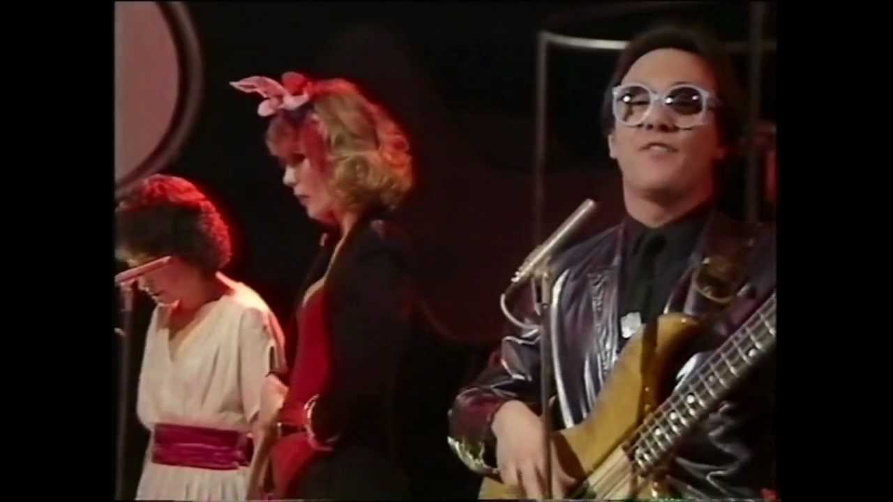 Buggles - Video killed the radio star 1979 Top of The Pops - YouTube