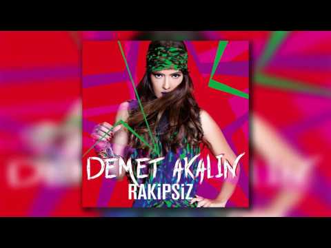 Demet akalın- dürbün