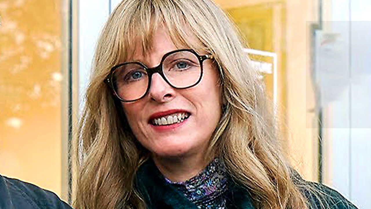 WAHOU Bande Annonce (2023) Karin Viard, Bruno Podalydès, Comédie - YouTube