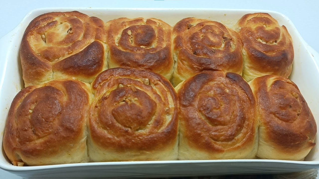 Walnut roll bread and cream cheese, easy recipe - YouTube