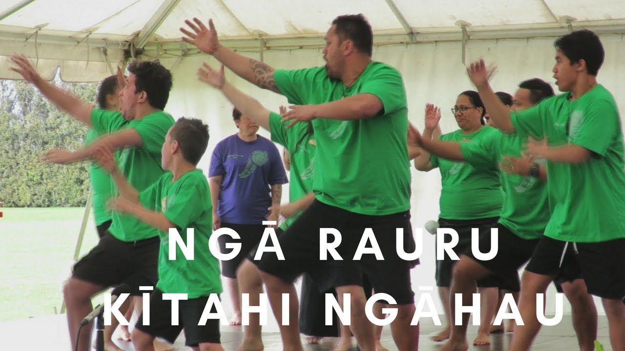 Ngā Rauru Kītahi Ngāhau | Taranaki Tūmai Festival 2017 - YouTube