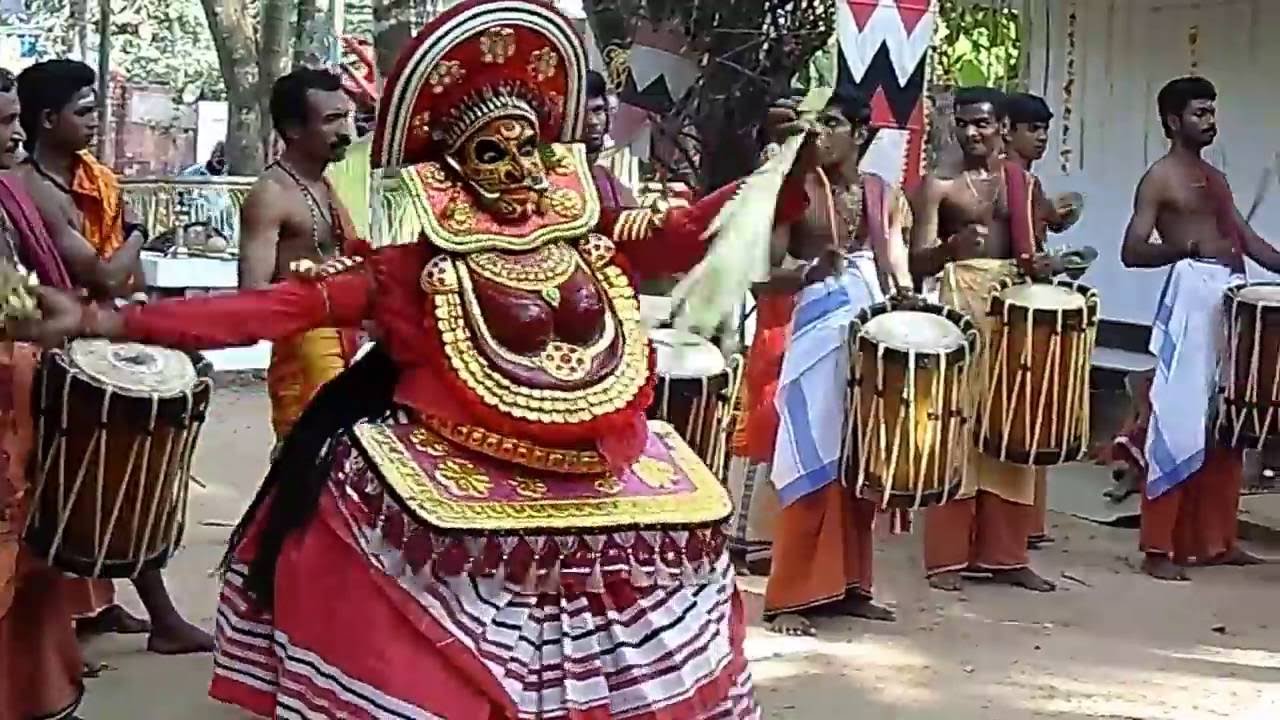 Indian Ethnic Dance-Thirayattam (bhagavathy vellattu)/ Peethambarn ...