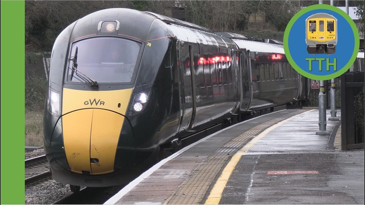 Trains at Cheltenham Spa - YouTube