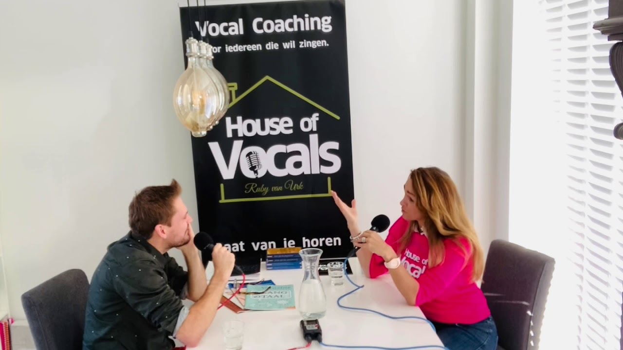 Ruby van Urk interview over House of Vocals - YouTube
