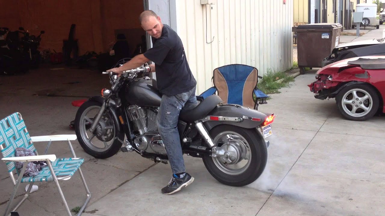 eBay power seller Tyler Elser doing epic burnout - YouTube