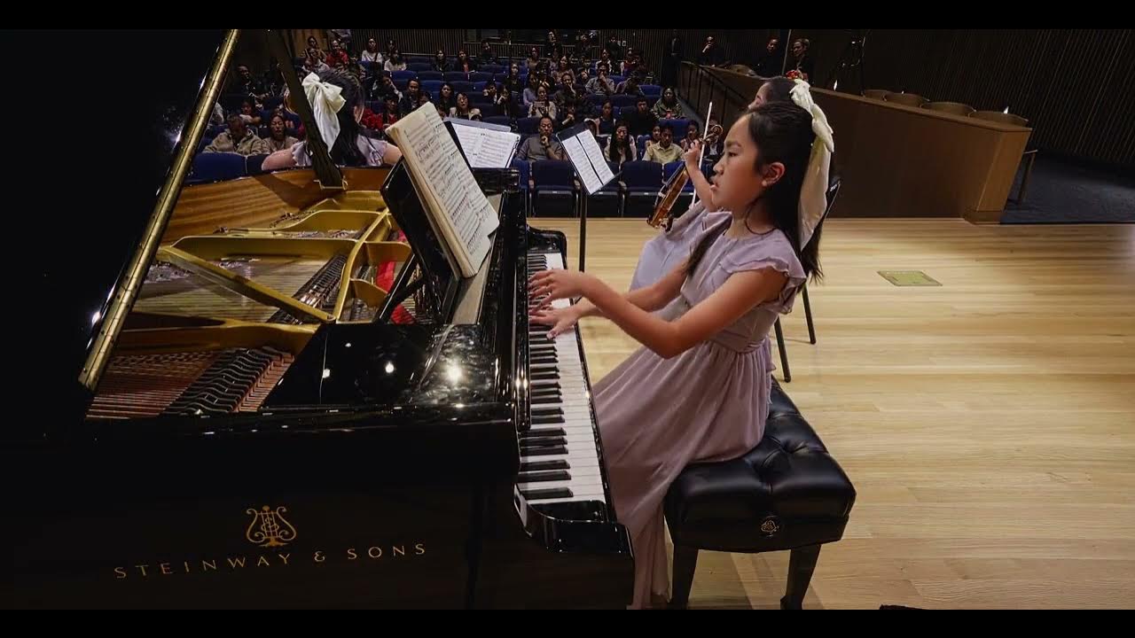 Beethoven Piano Trio No. 4 in B-flat Major, Op. 11 "Gassenhauer" - YouTube